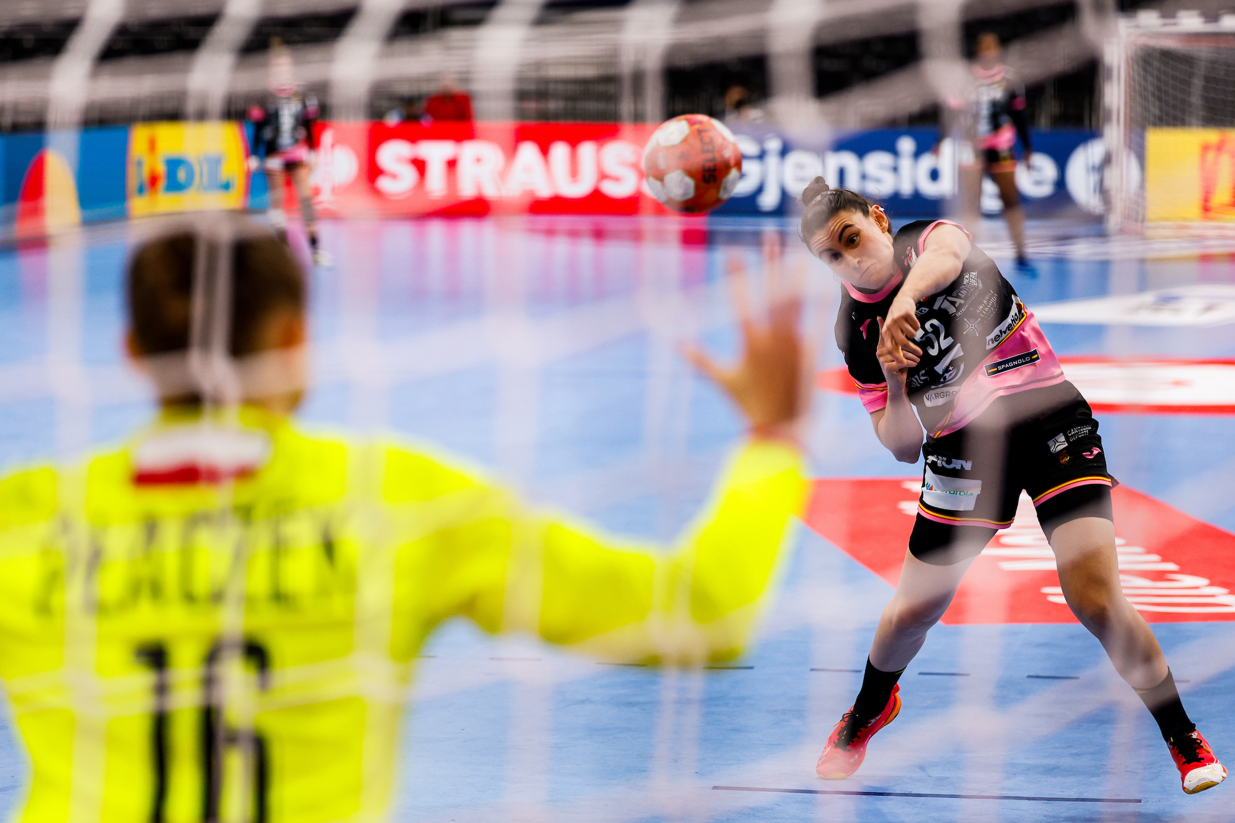 Poland book first EHF EURO main round in a decade after beating Spain