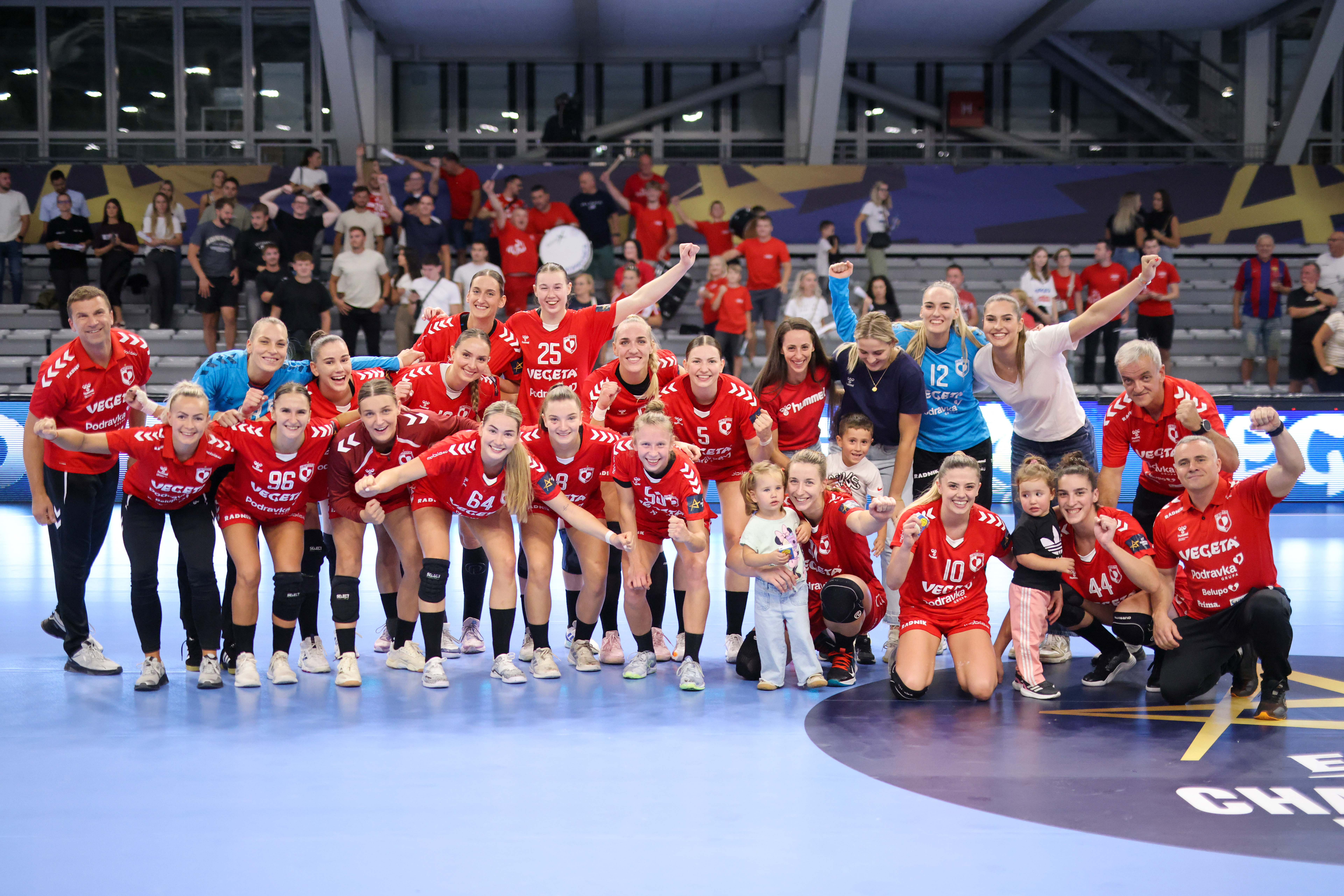 Austrian sisters, Balkan mentality, team spirit & perfect relationship