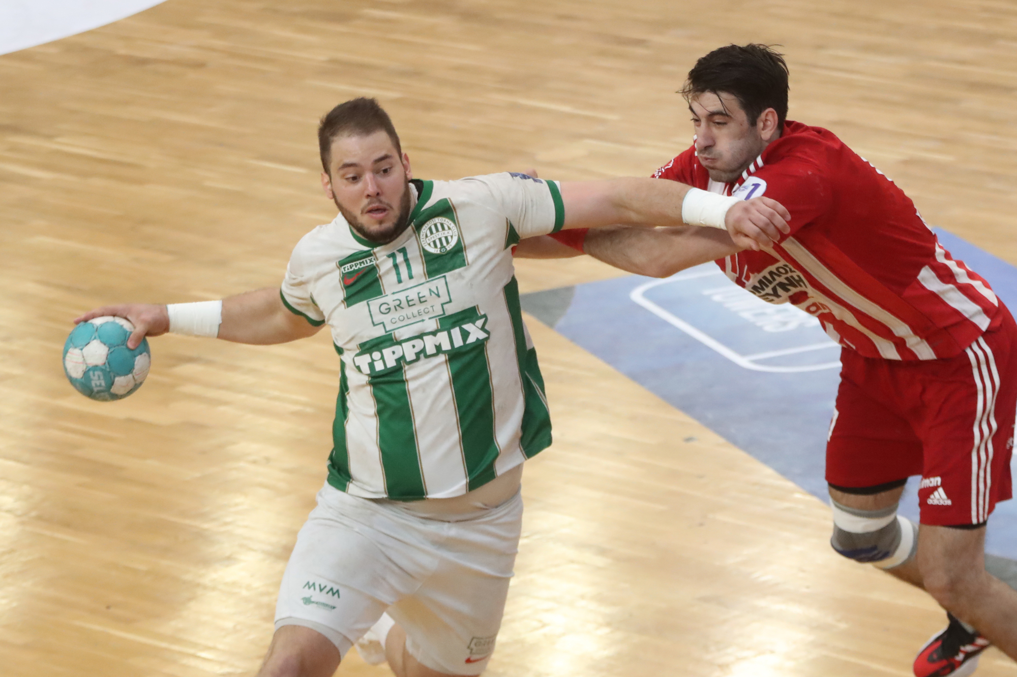Valur win big, FTC and Olympiacos share the points