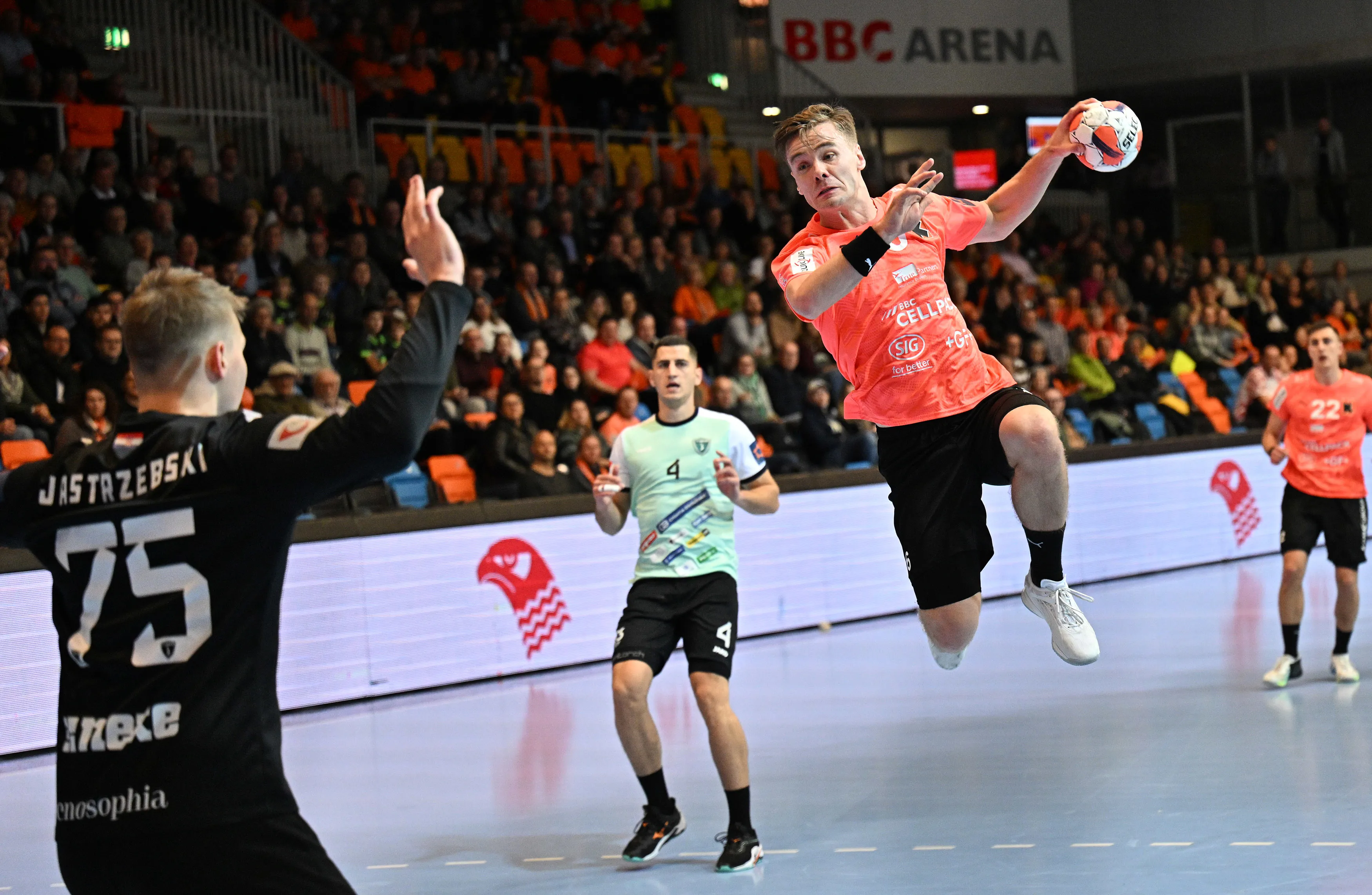 Handball: Six main round places await in last of the group matches
