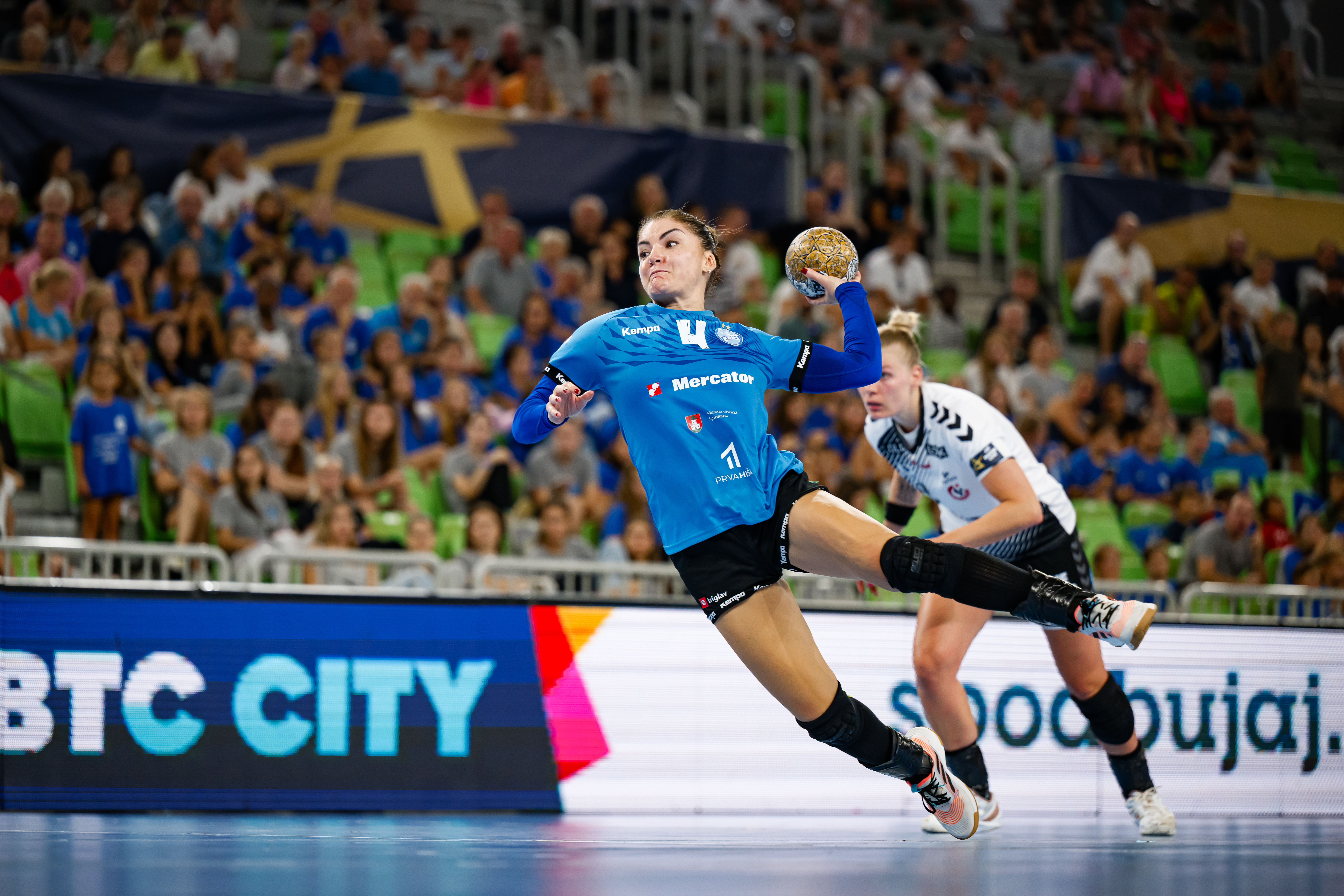 Title contenders CSM, Györ clash in fiery MOTW