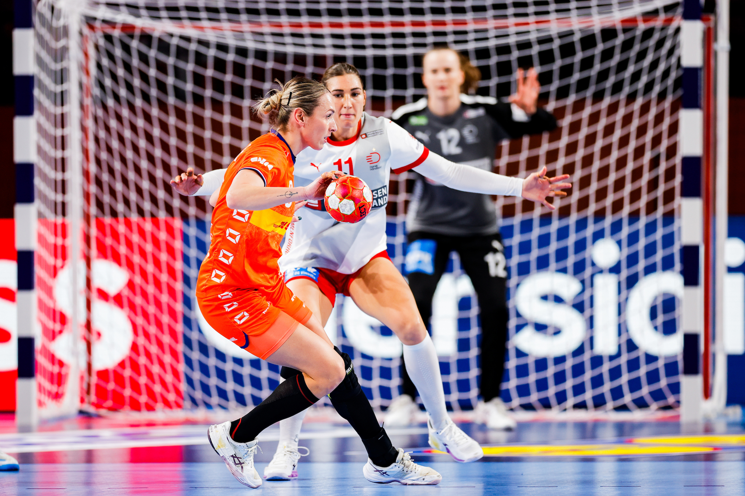 Denmark take last EHF EURO 2024 semi-final spot