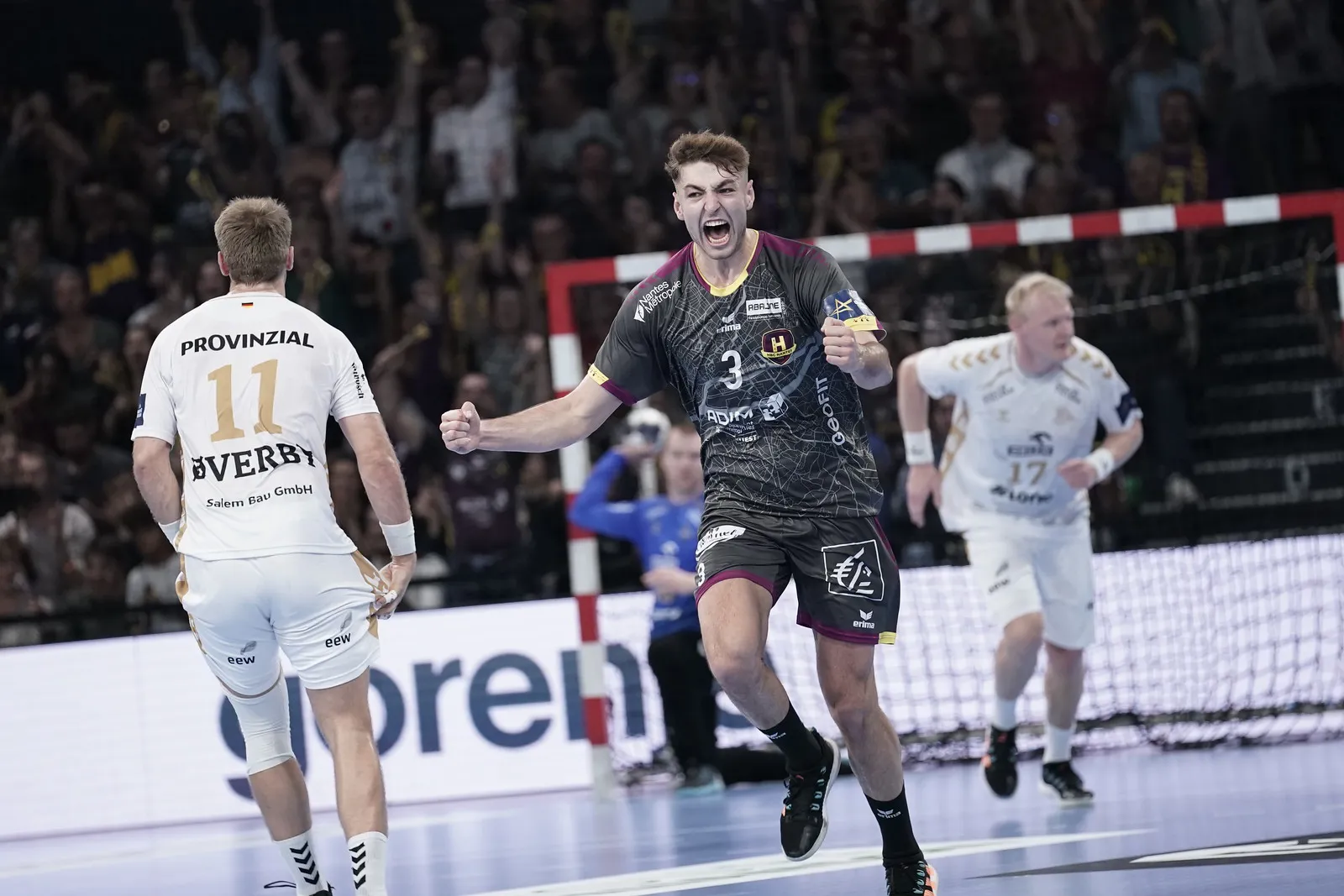 Nantes show no mercy in victory over Kiel