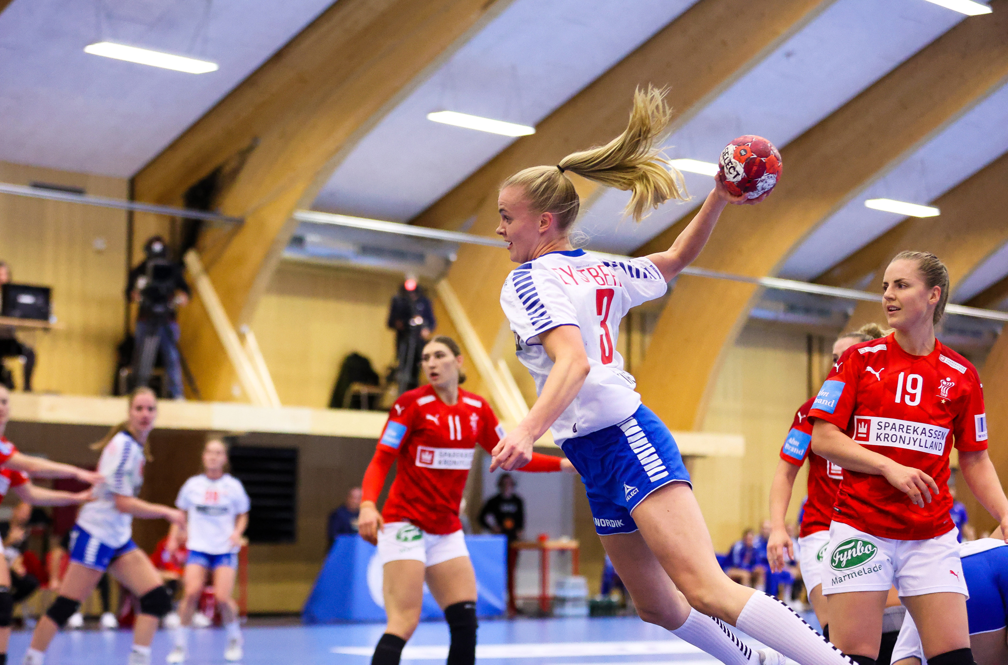 Flawless Denmark seal huge win against the Faroe Islands