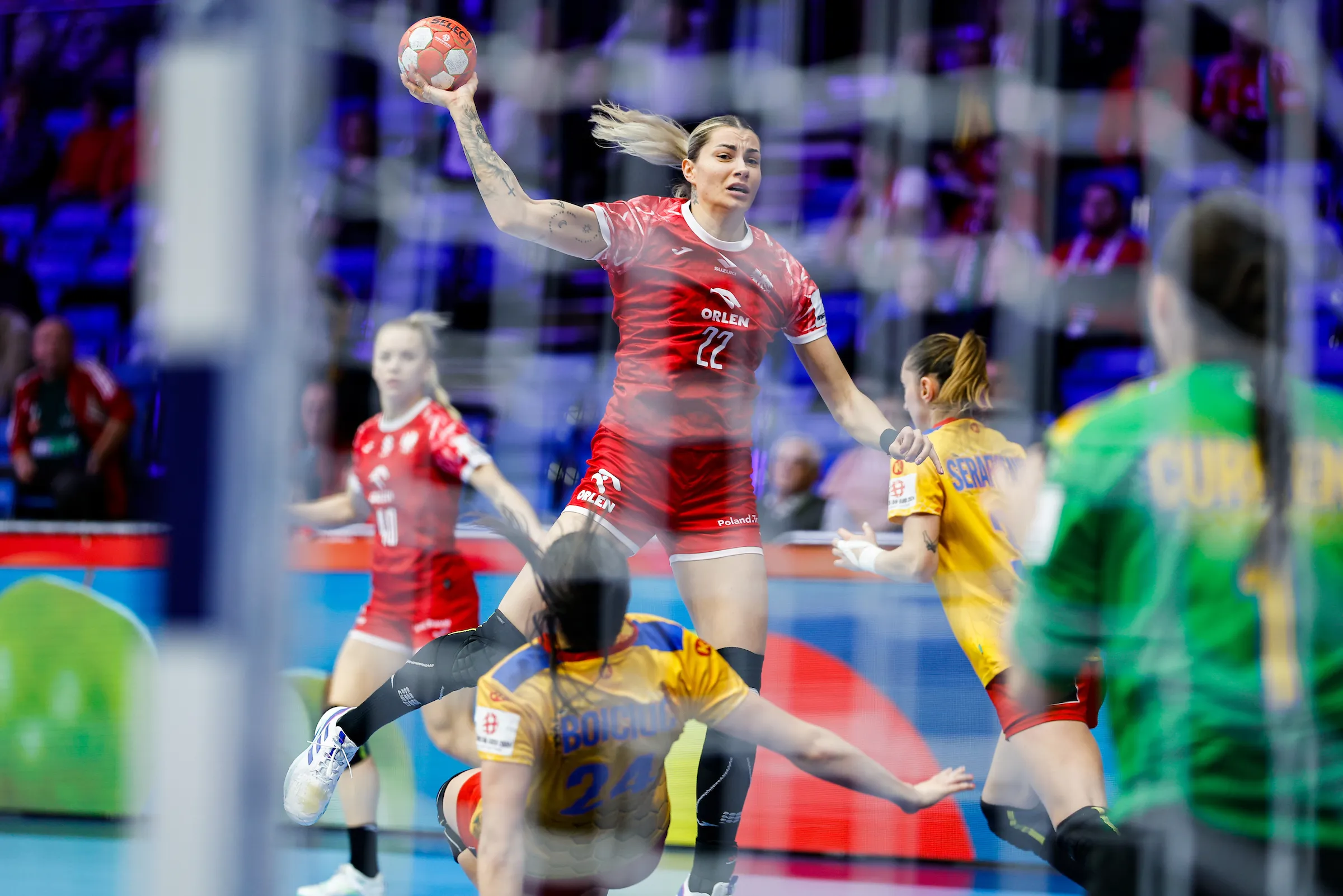 Determined Poland secure first Women's EHF EURO main round victory