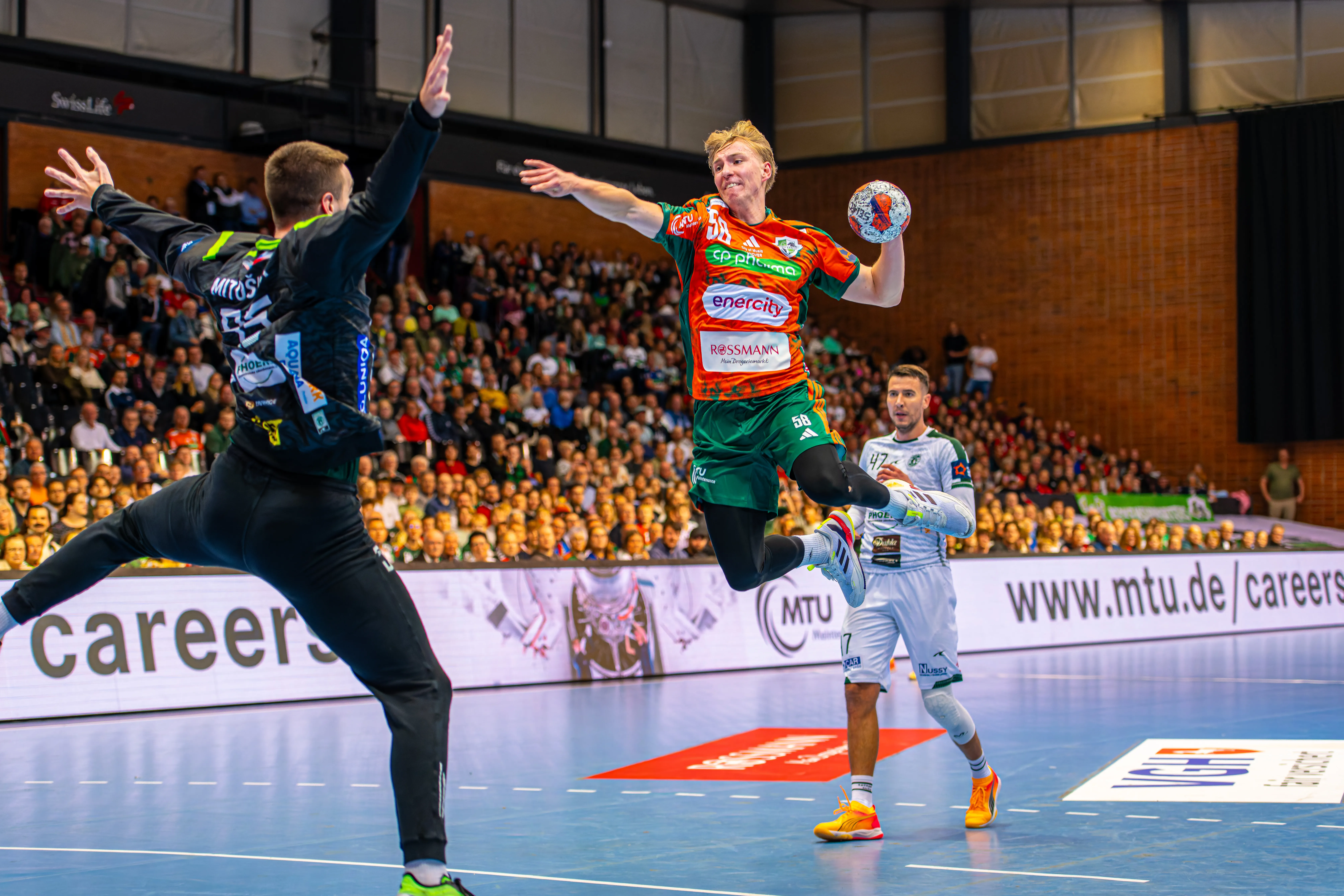 10 teams aim to stay unbeaten as EHF European League returns