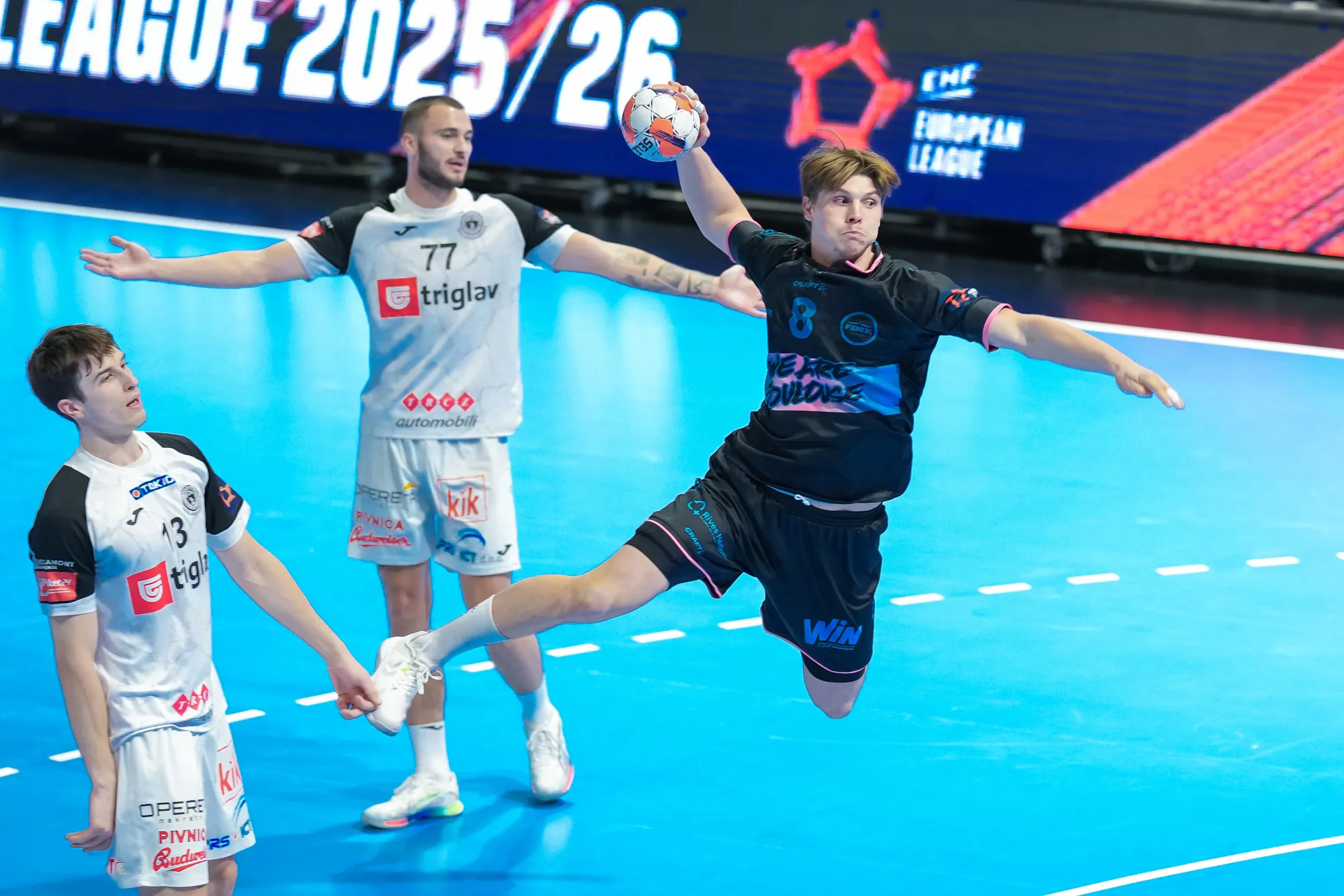EL handball: First clubs through to main round