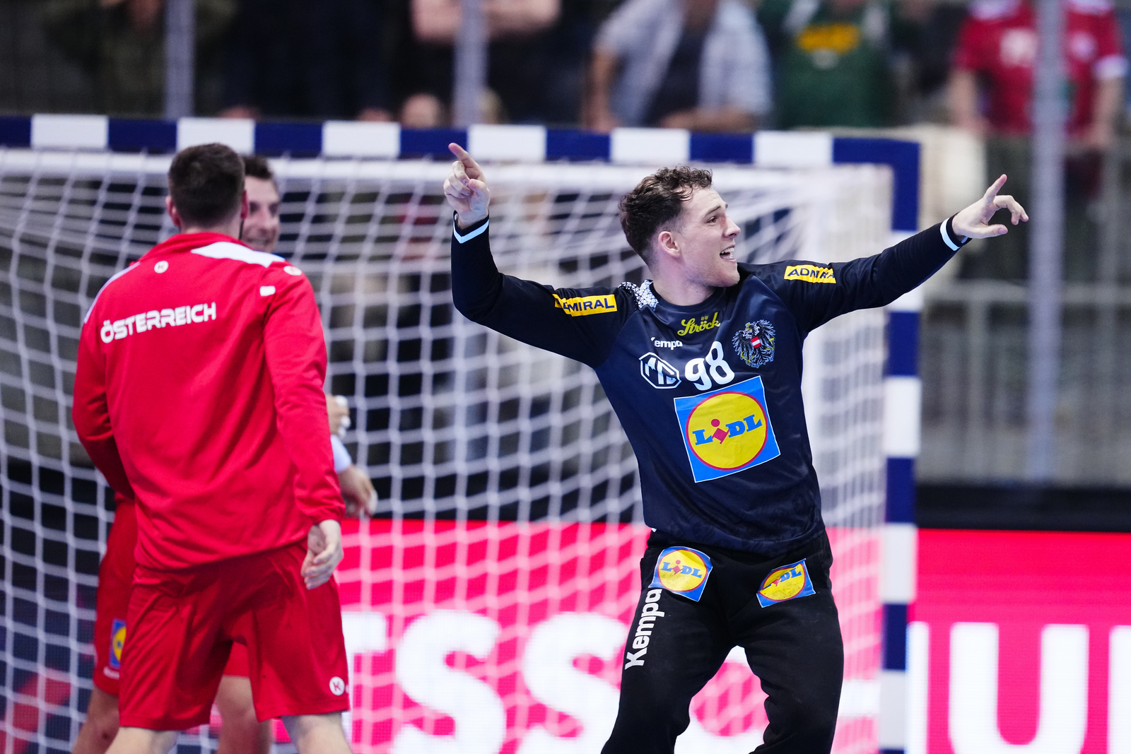 Live coverage of Men's EHF EURO 2026 Qualifiers Phase 2, round 3