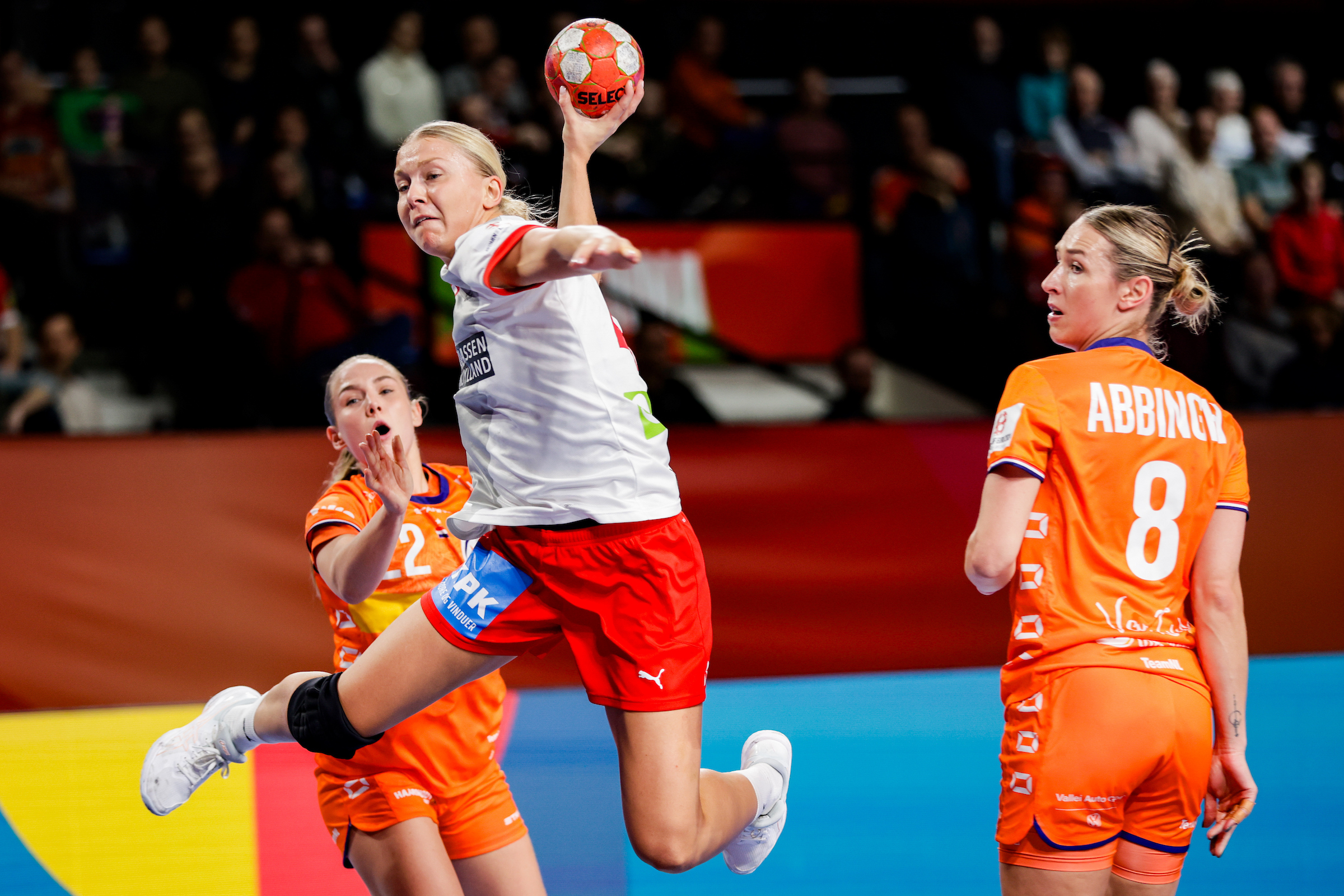 Denmark take last EHF EURO 2024 semi-final spot