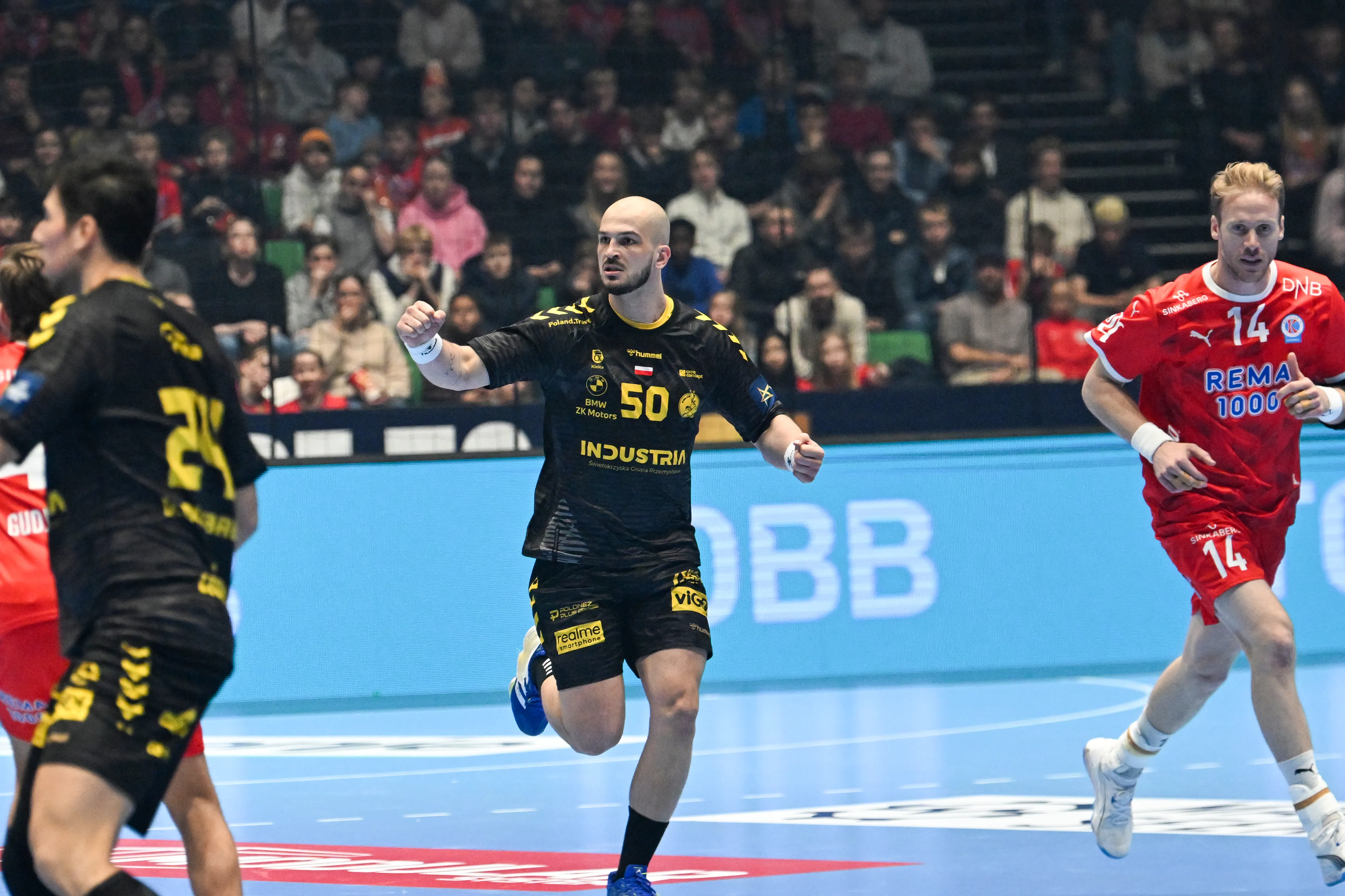 Karalek’s heroic shot brings Kielce their third win