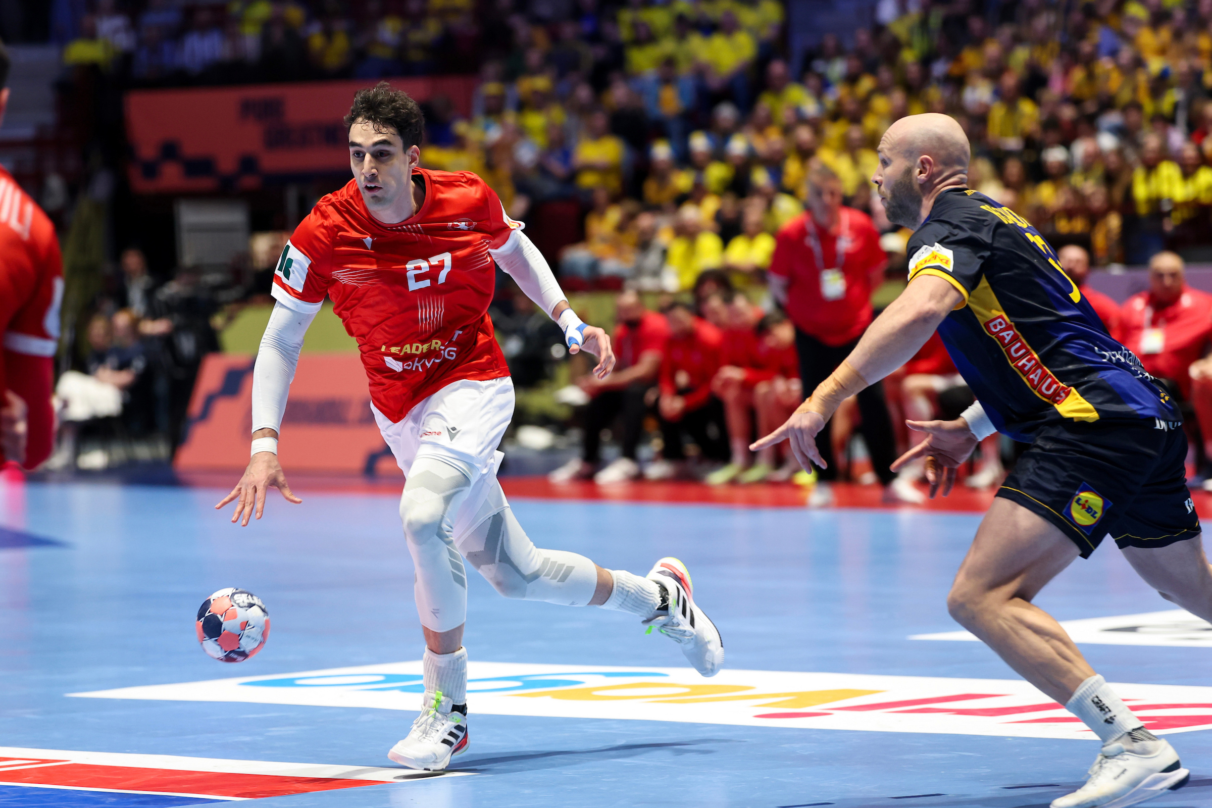 Handball EURO 2026: Strong Sweden reach main round
