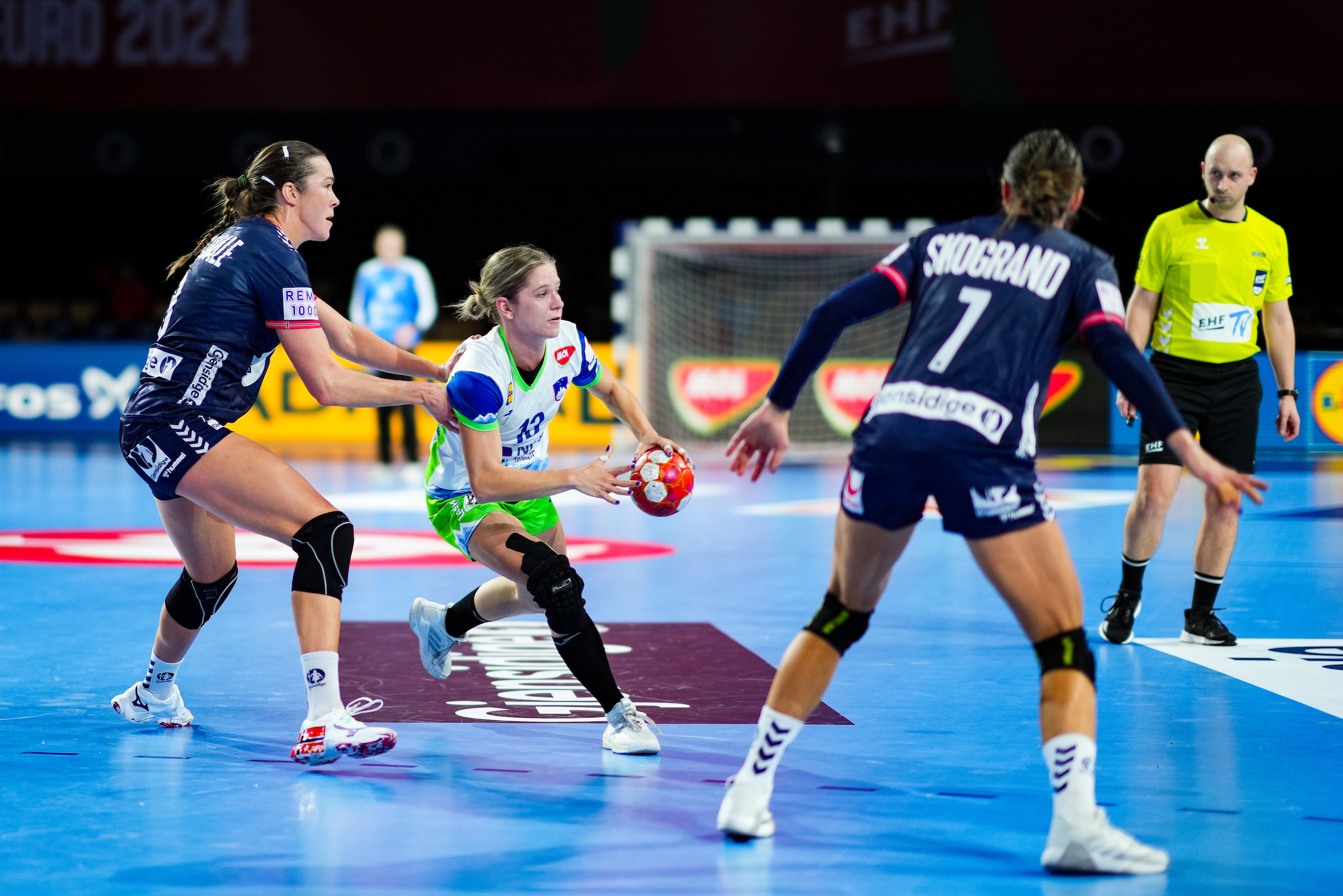 Defending EHF EURO champions Norway start with tough win