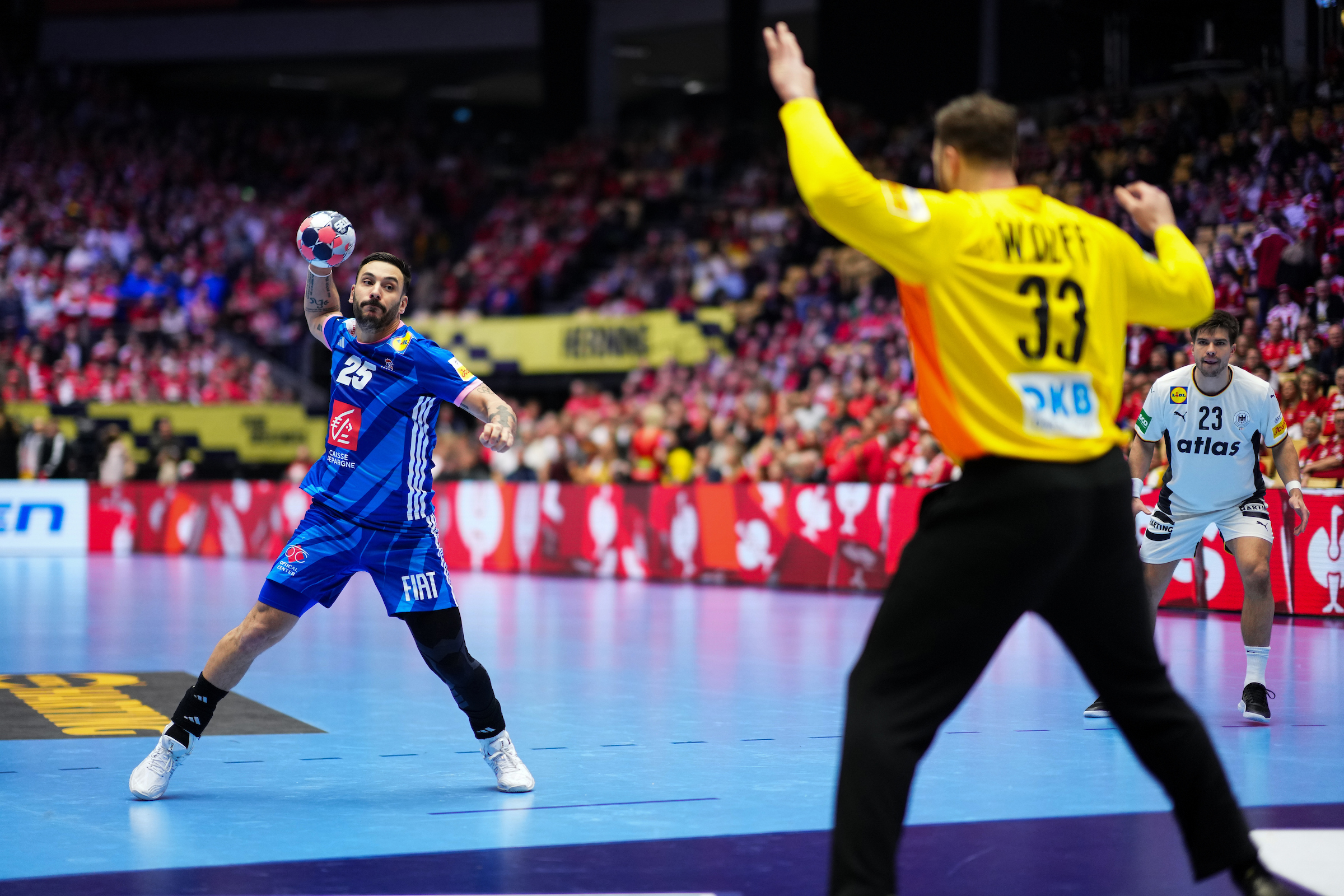 Handball EURO: Outstanding Knorr sends Germany to the semi-finals